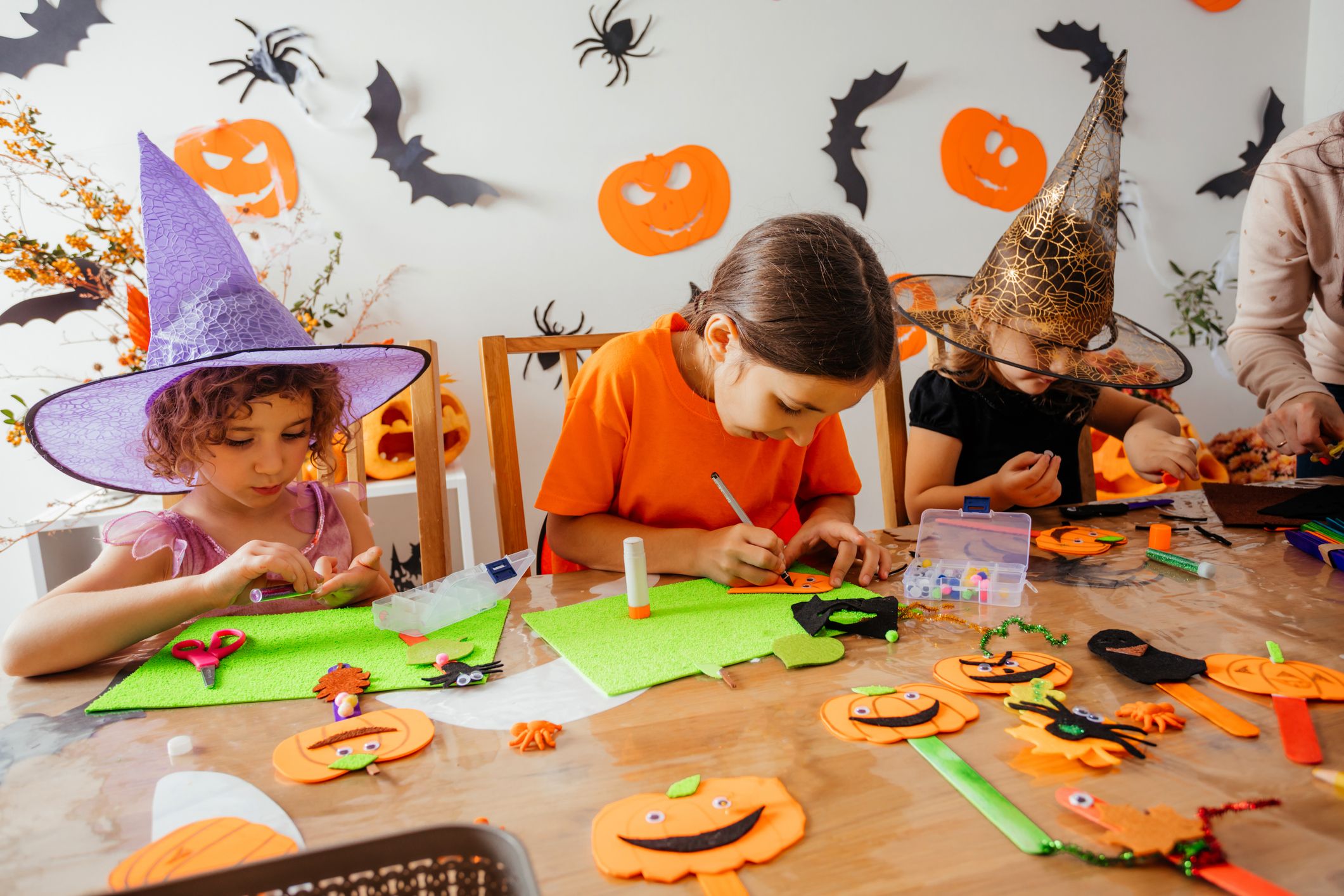 75 Easy Halloween Crafts for Kids Of All Ages