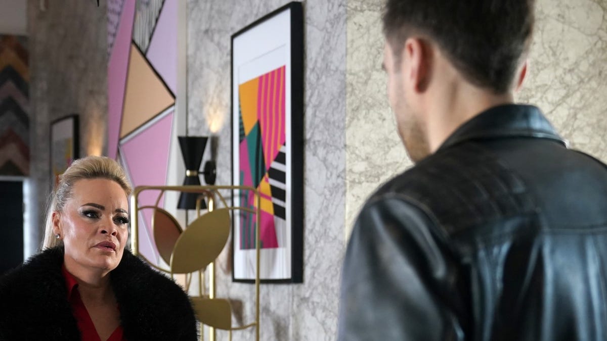 Hollyoaks Showdowns Graces Confession And Darrens Fury In 12 Spoiler