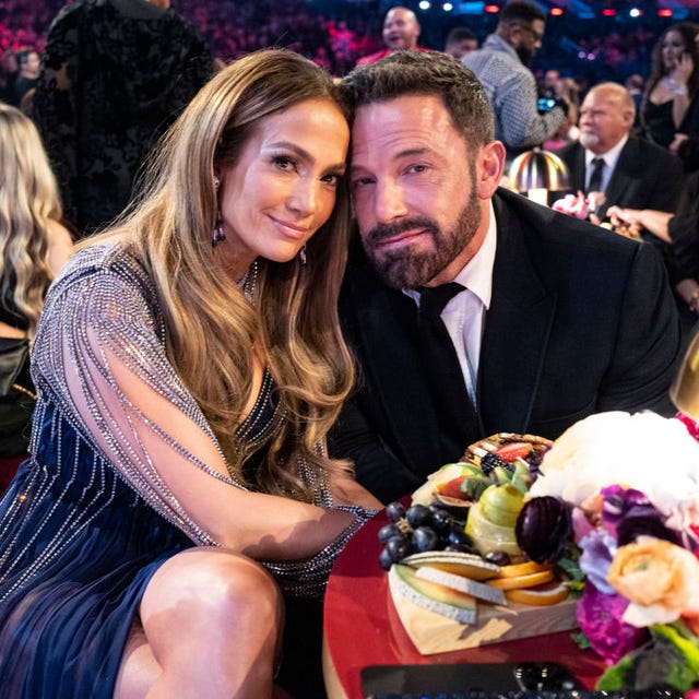 ジェニファー・ロペスとベン・アフレックがバレンタインにおそろいのタトゥーを披露!|ハーパーズ バザー(harpers Bazaar)公式