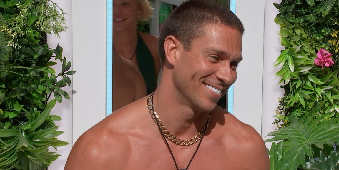 Love Islands Samantha Embarrassed By Joey Essex Romance After Sleepover