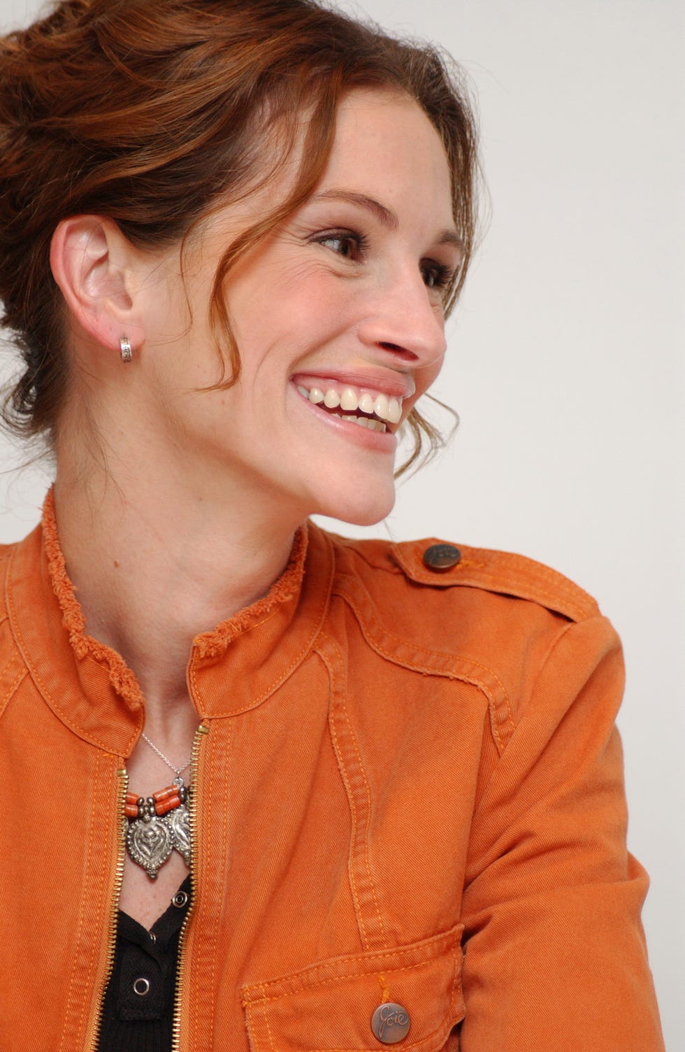 Julia Roberts Through The Years 40 Photos Showing Pretty Woman Julia