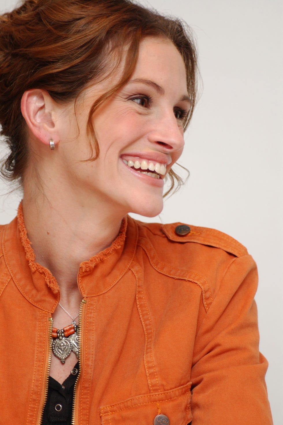 Julia Roberts Through The Years 40 Photos Showing Pretty Woman Julia