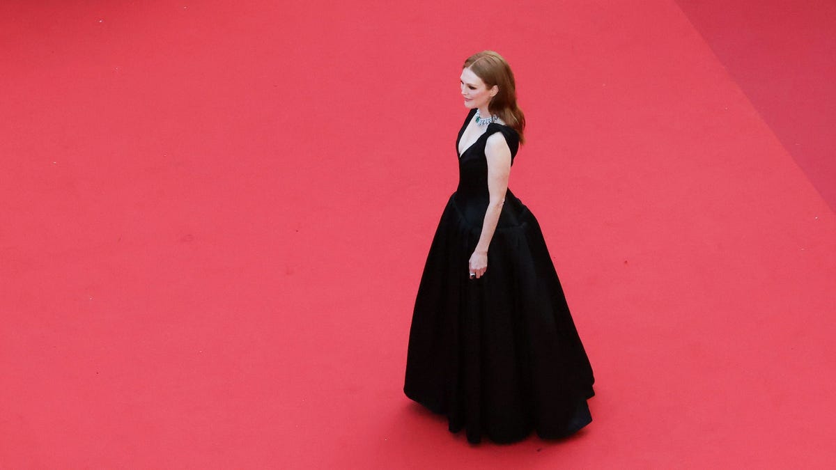 Leleganza Di Julianne Moore In Dieci Look Da Sogno