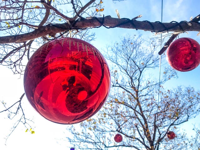 Were Obsessed With These Large Outdoor Christmas Ornaments For Our Yards