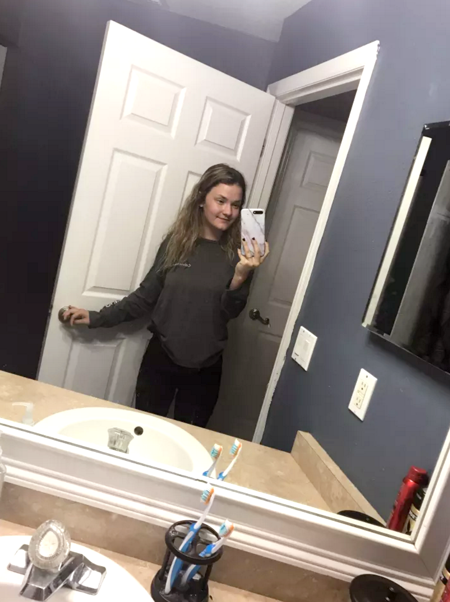 17 Year Old Told To Put Bandaids On Nipples After Going Braless Lizzy