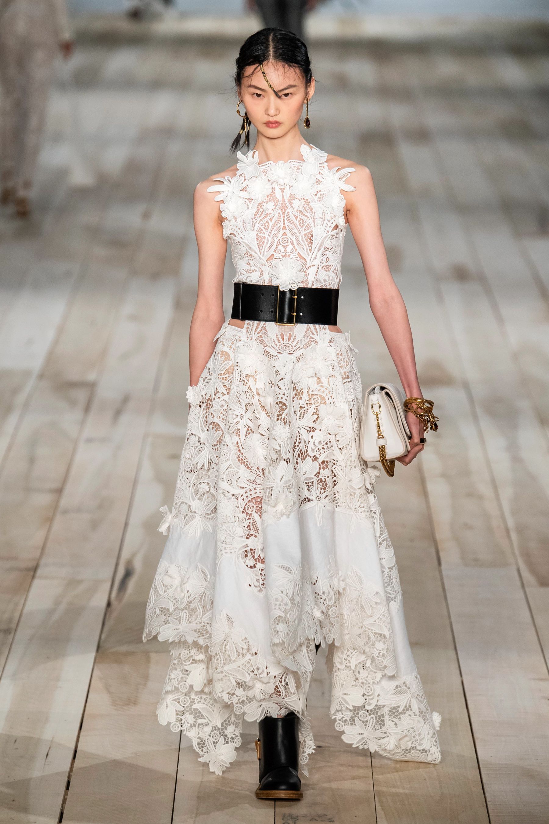 アレキサンダー・マックイーン」(ALEXANDER MCQUEEN)|2020春 アレキサンダー・マックイーン」(ALEXANDER MCQUEEN)|2020春