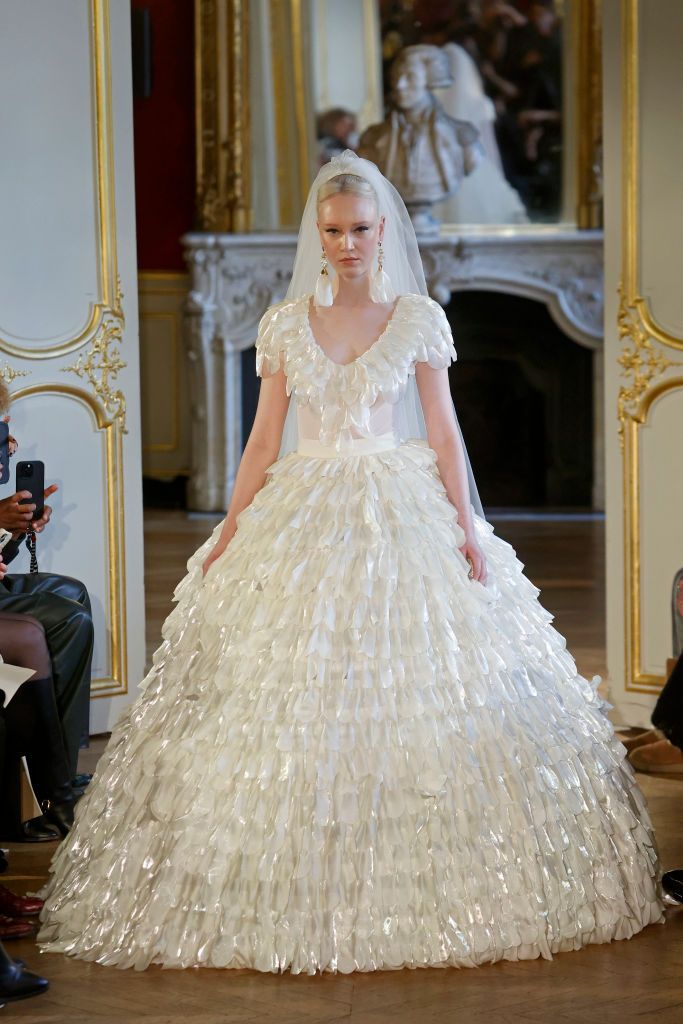 花嫁の夢のドレスの宝庫! 2025年春夏パリ・オートクチュール 花嫁の夢のドレスの宝庫! 2025年春夏パリ・オートクチュール