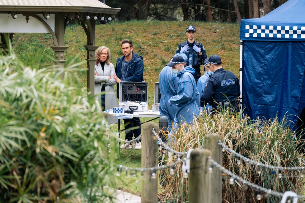 Neighbours confirms shock death and Wendy return in 31 pictures Neighbours confirms shock death and Wendy return in 31 pictures
