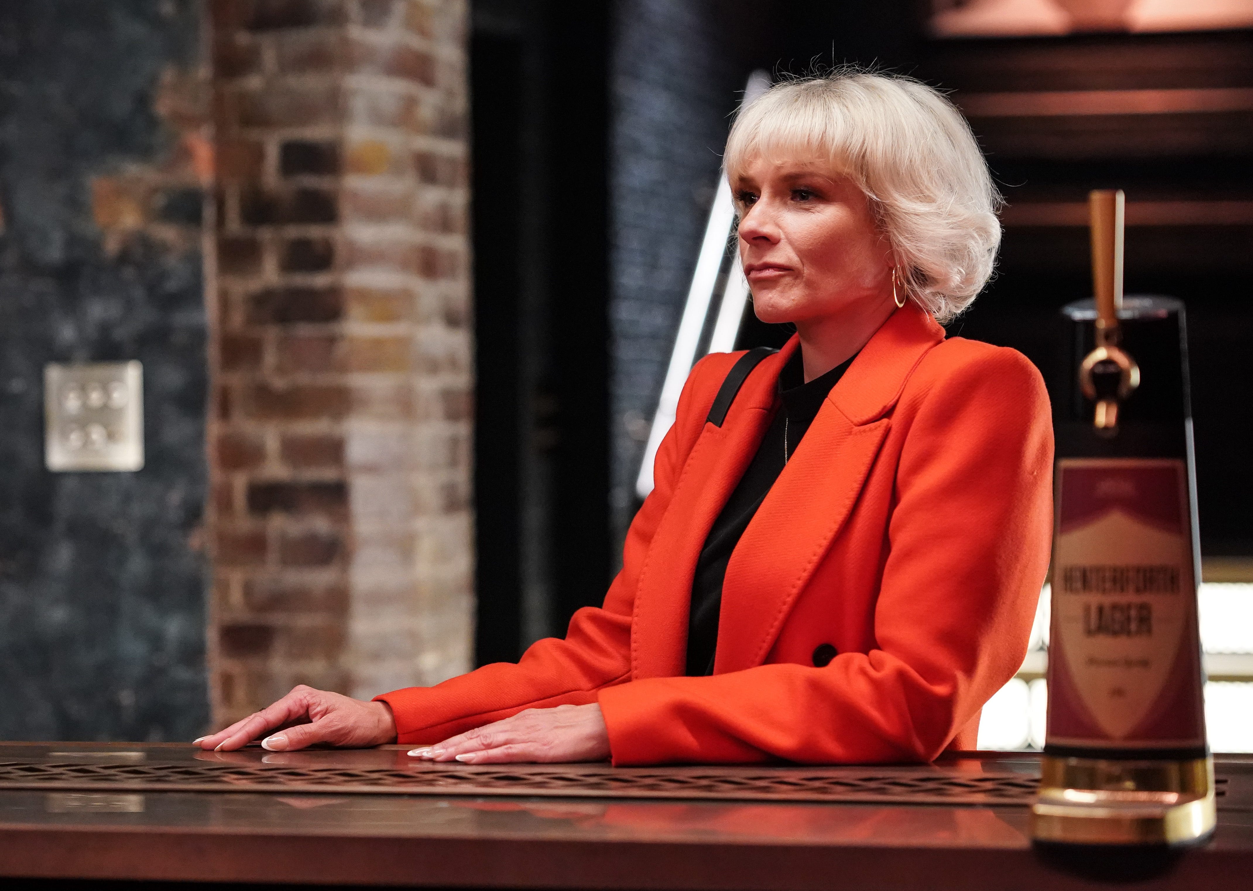 Eastenders Star Laura Doddington Confirms Major Nicola And Sharon Clash