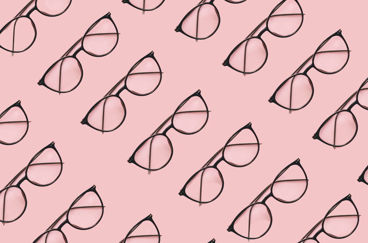 15 Best Reading Glasses To Shop In 2023 According To An Expert