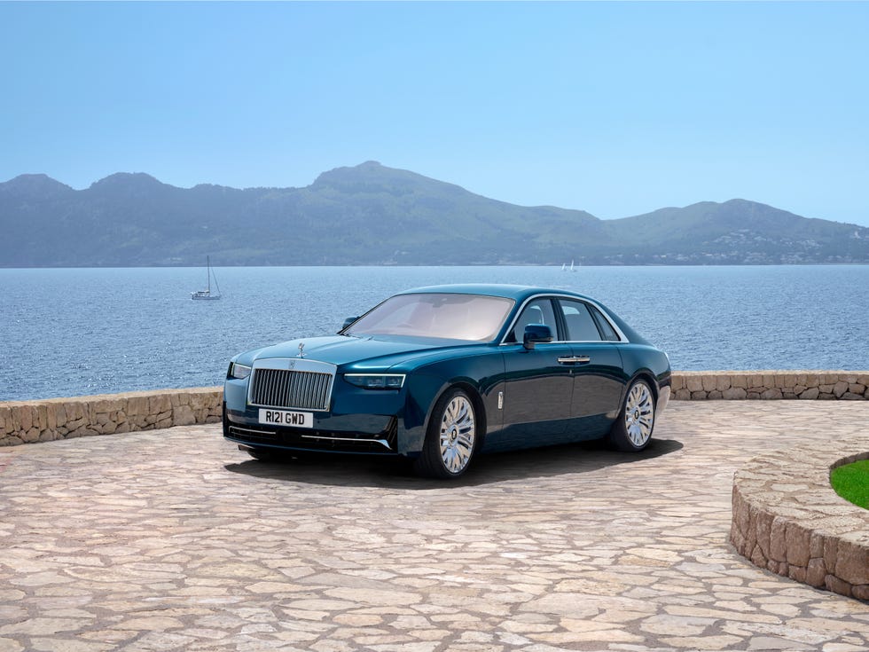 2025 Rolls-Royce Ghost Series II: Photo Gallery 2025 Rolls-Royce Ghost Series II: Photo Gallery