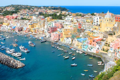 Get to These 12 Popular Destinations Before the Summer Crowds Get to These 12 Popular Destinations Before the Summer Crowds