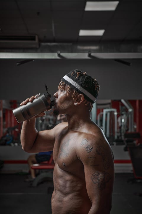 A Guide To Creatine Monohydrate And Its Muscle Building Potential