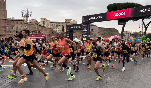 Maratona di Roma, conto alla rovescia. Obiettivo 20mila iscritti Maratona di Roma, conto alla rovescia. Obiettivo 20mila iscritti