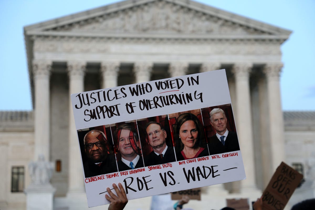 Justice Alito Moved To Undisclosed Location According To Unconfirmed