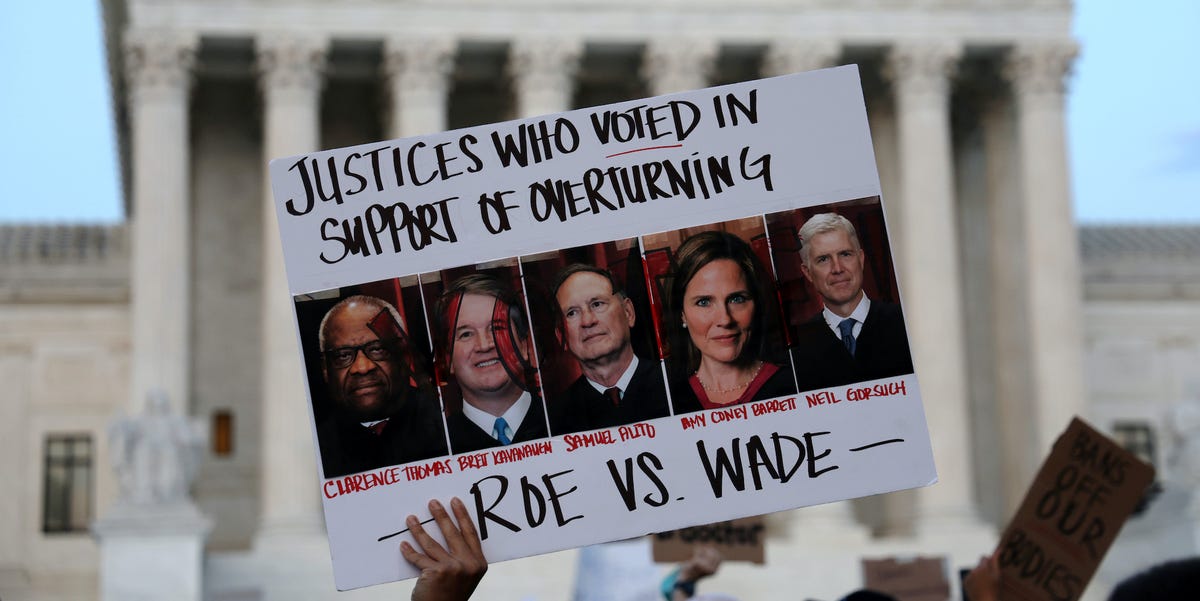 Justice Alito Moved To Undisclosed Location According To Unconfirmed