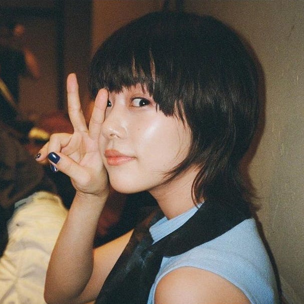 高畑充希與岡田將生宣布閃婚、曾是坂口健太郎女友,擁有日系清透顏,剪短髮比男生還帥