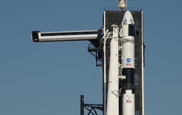 Spacex Gaat Geschiedenis Schrijven Met Bemande Iss Missie Zo Kun Je