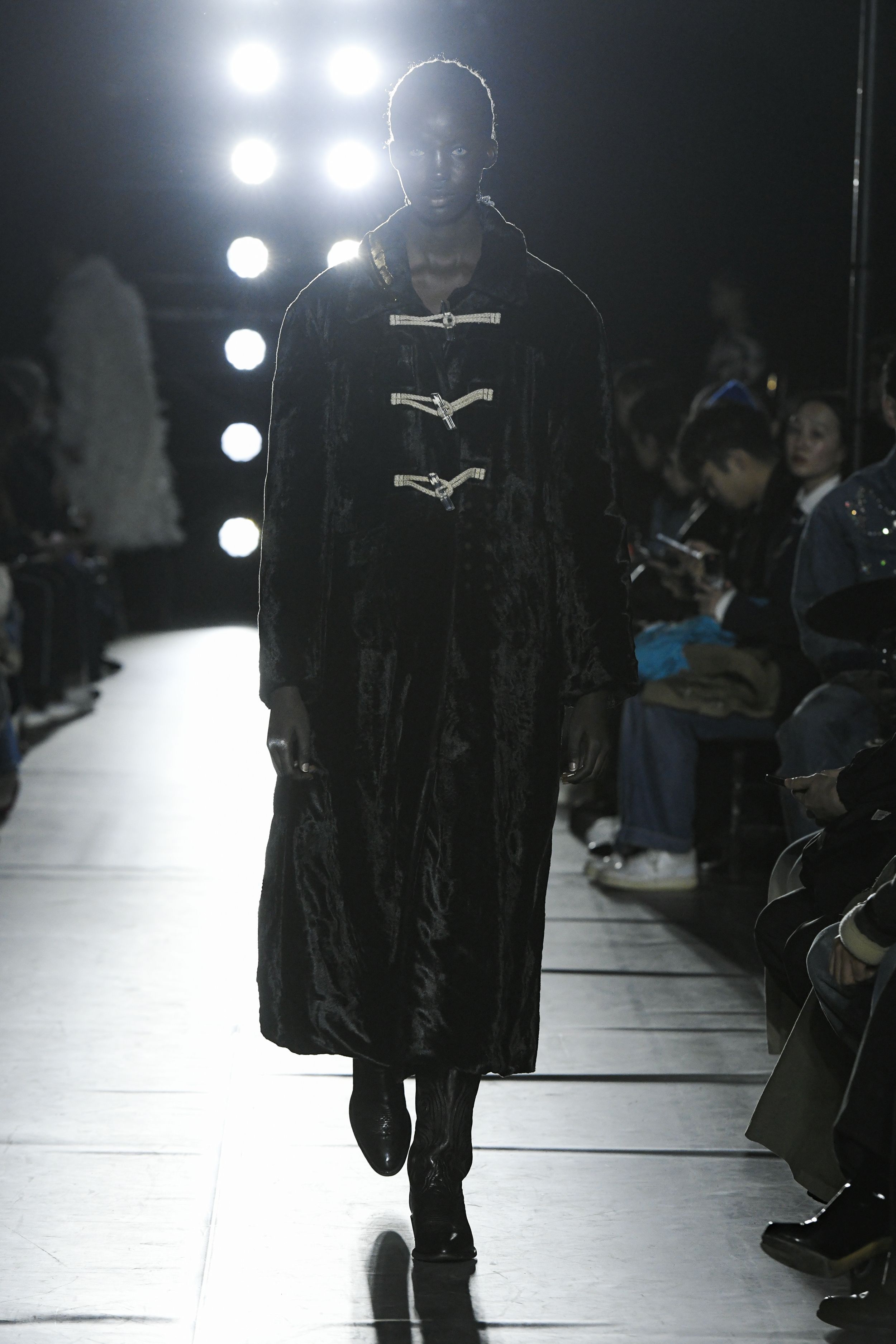 タナカ(TANAKA)2024-25秋冬コレクション | ファッション タナカ(TANAKA)2024-25秋冬コレクション | ファッション