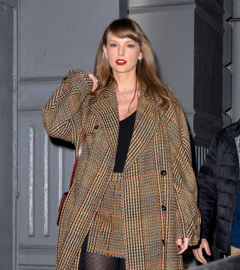 Taylor Swift Wears Preppy Plaid Blazer and Miniskirt in London Taylor Swift Wears Preppy Plaid Blazer and Miniskirt in London