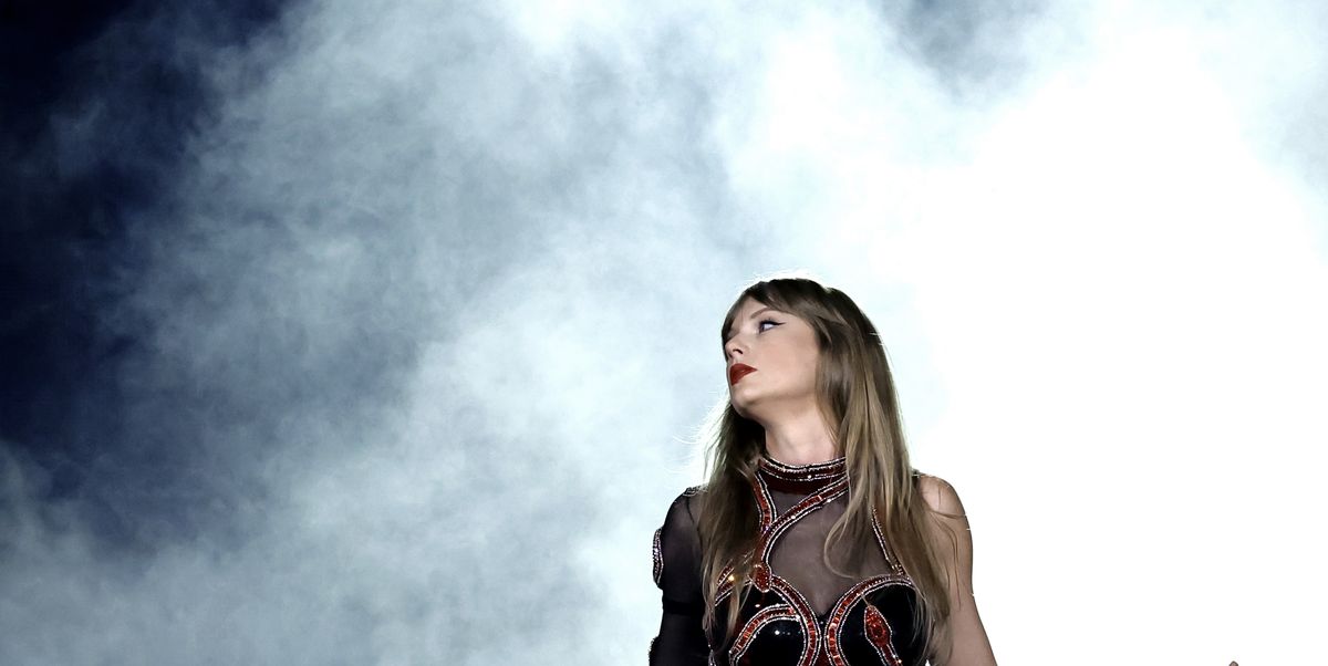 Why Taylor Swift Didn’t Announce Reputation (Taylor’s Version) at the AMAs