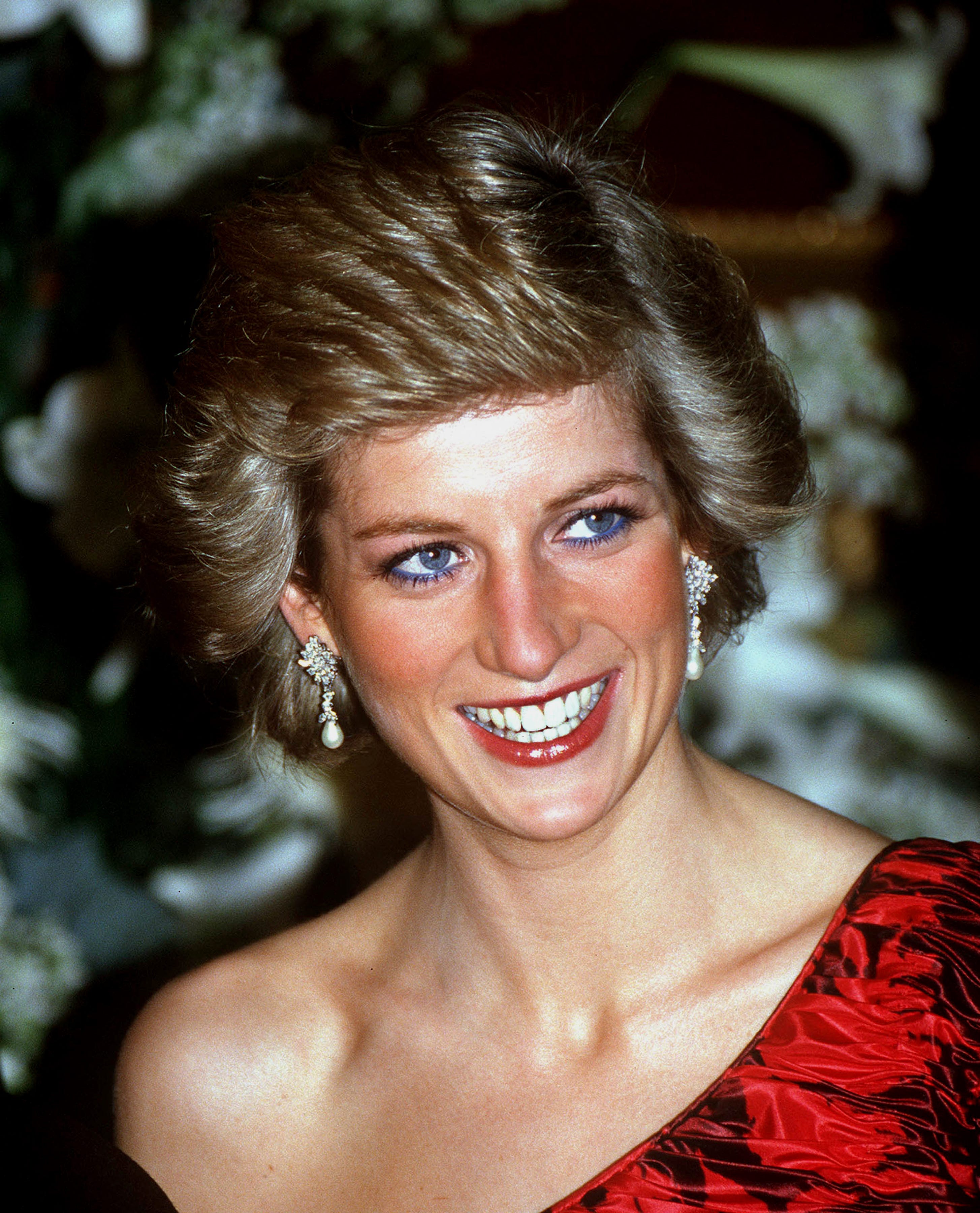 13 Best 80s Hairstyles How To Do The Most Iconic 80s Hairstyles