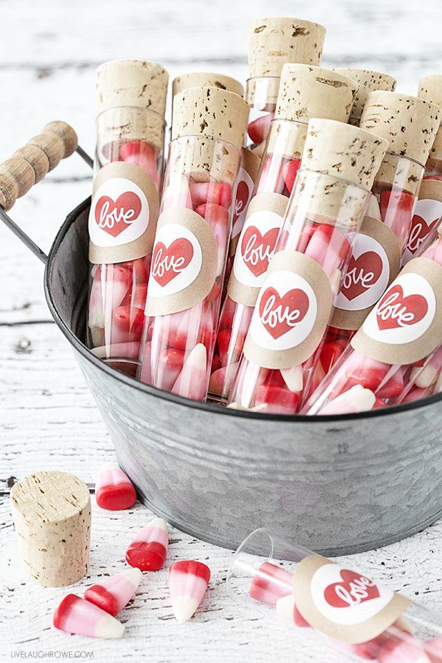 40 Easy and Cute Valentine s Day Crafts