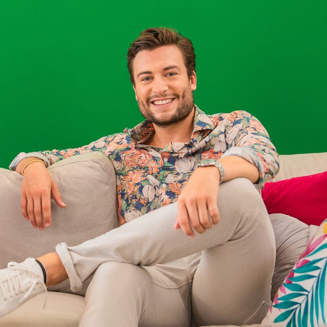 Dit Is De Vriendin Van Love Island Presentator Viktor Verhulst