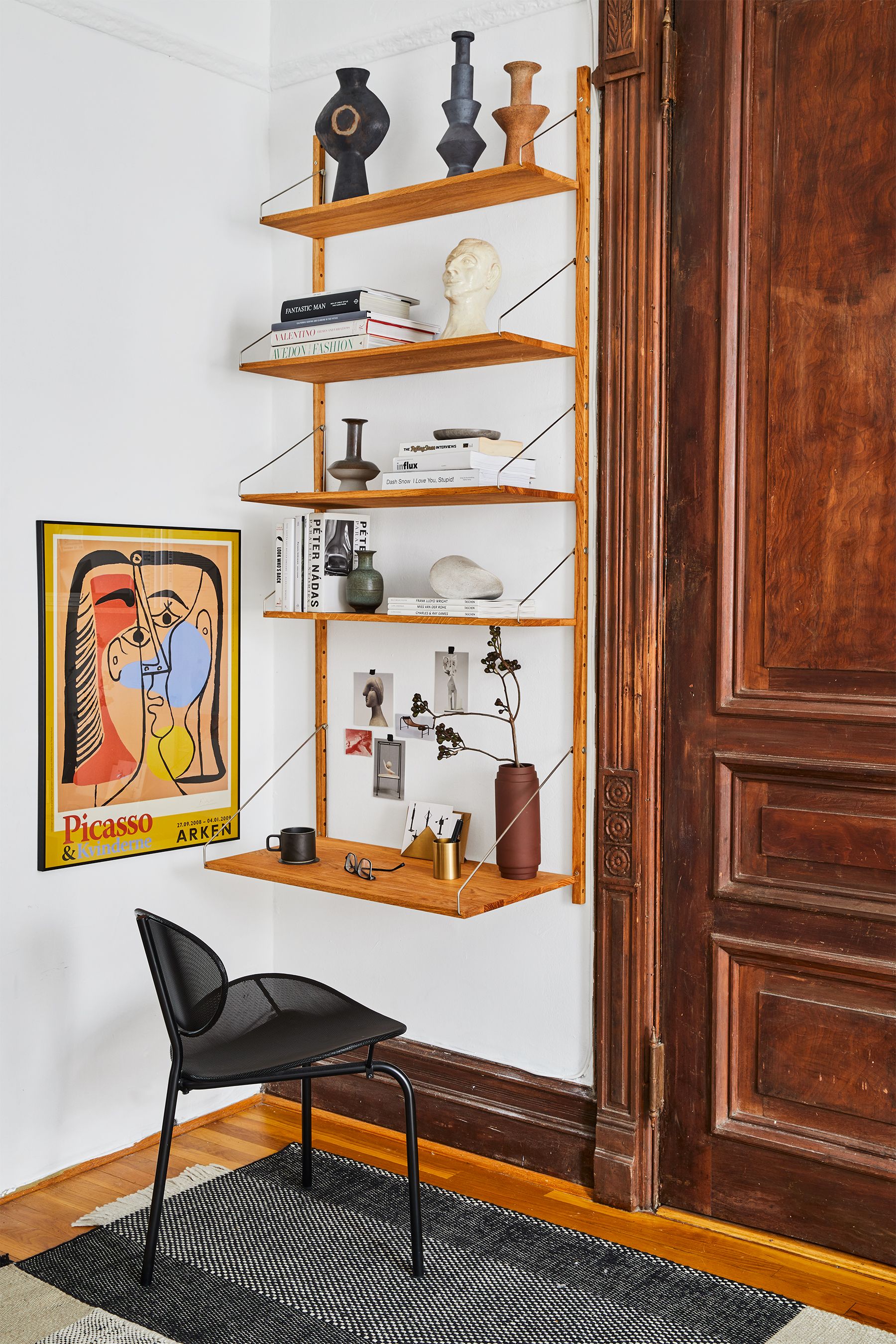 Wall storage solutions store