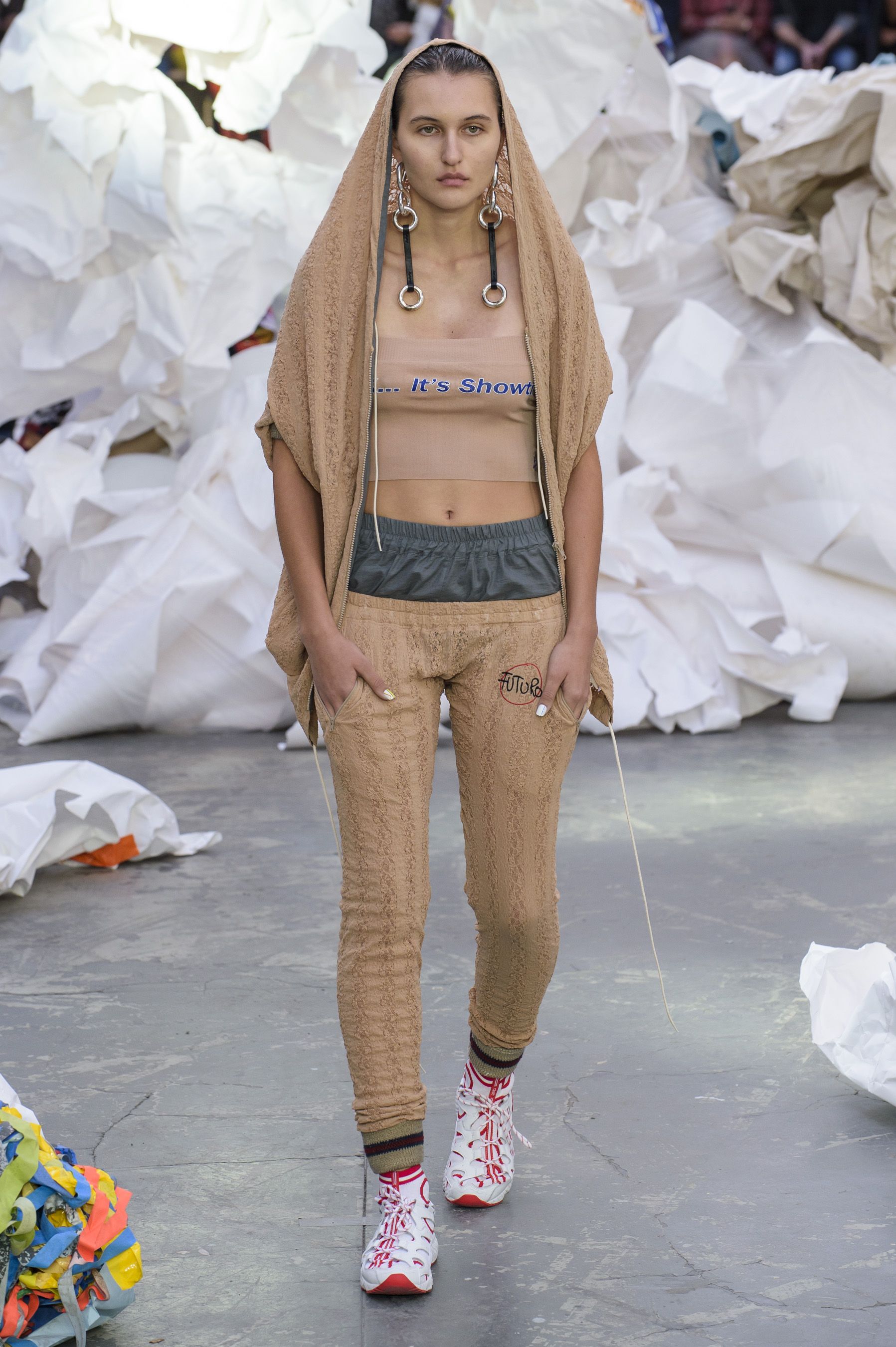 VIVIENNE WESTWOOD(ヴィヴィアン・ウエストウッド)|2019春夏 VIVIENNE WESTWOOD(ヴィヴィアン・ウエストウッド)|2019春夏