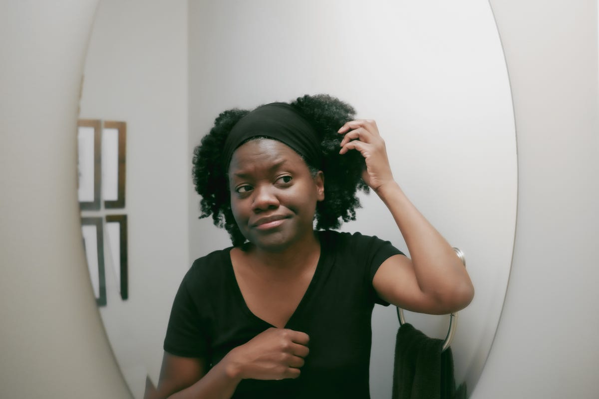How To Make Your Hair Grow Faster According To Experts