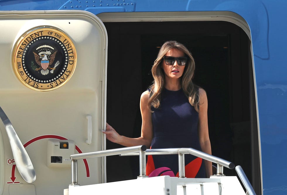 Melania Trump Trapped In Hotel Melania Trump Stuck In Hotel In Hamburg