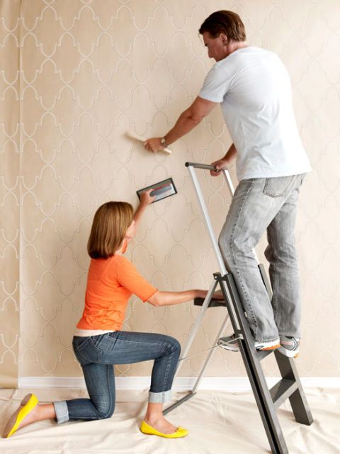 Wallpaper Hanging How to Hang Wallpaper