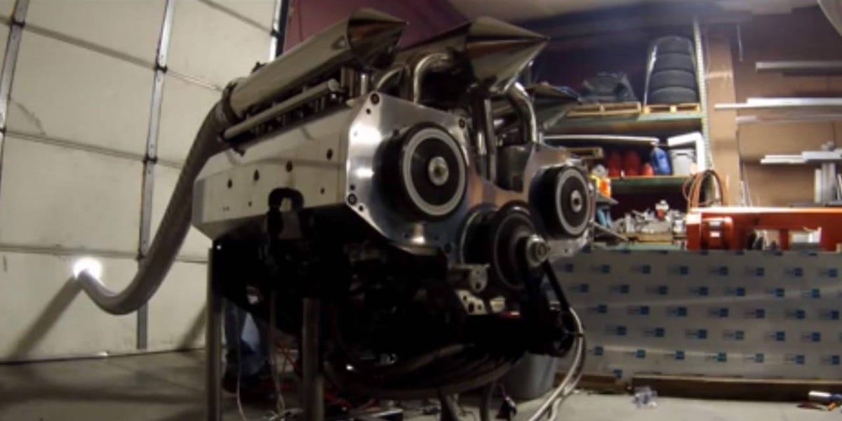 Insane 12 Rotor Wankel Powerboat Engine Video