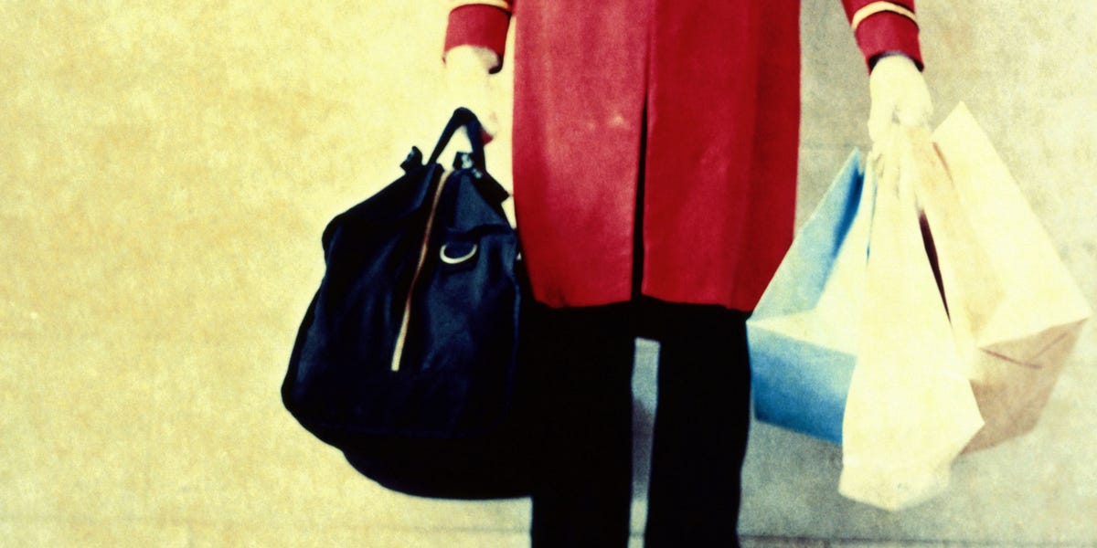 The Truth About What You Should Tip Your Doorman This Holiday Season