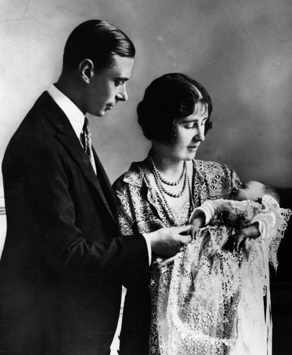 Queen Elizabeth Ii Pictures Photos Of Queen Elizabeths Life