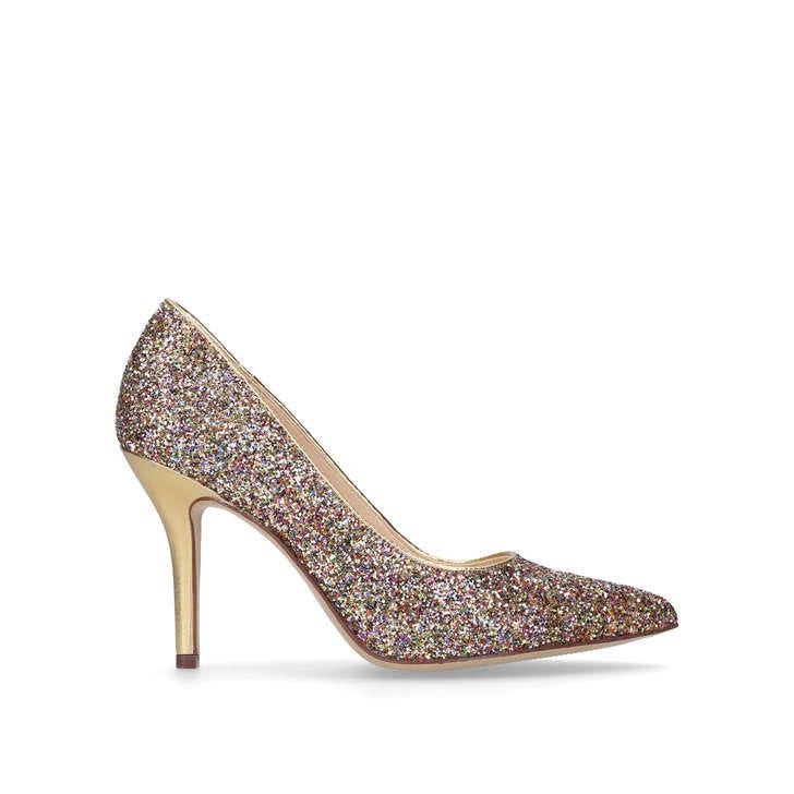 Kate Middleton Glitters In Sparkly Heels For Night Out