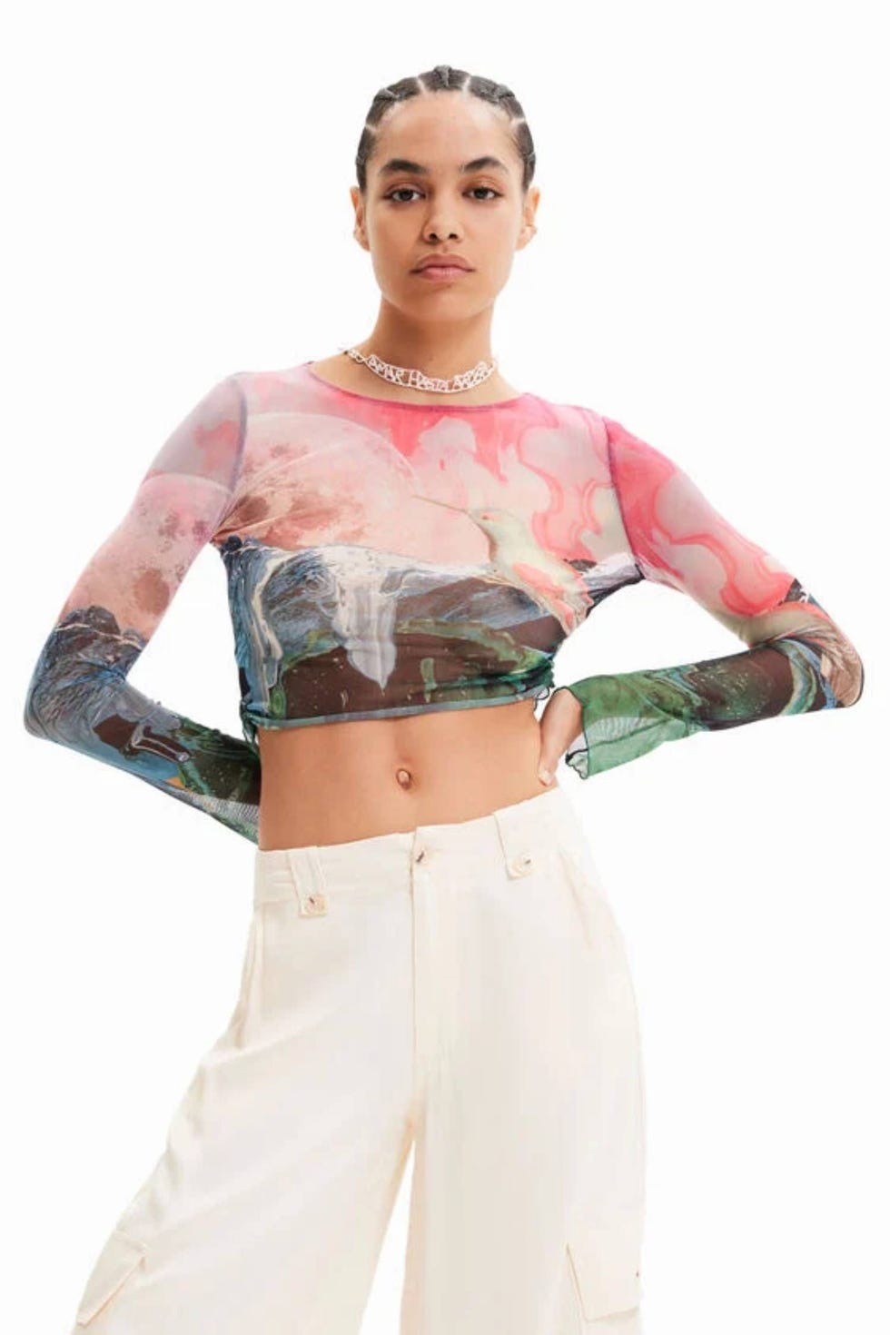 10 tops transparentes tendencia para tus ‘looks’ más explosivos