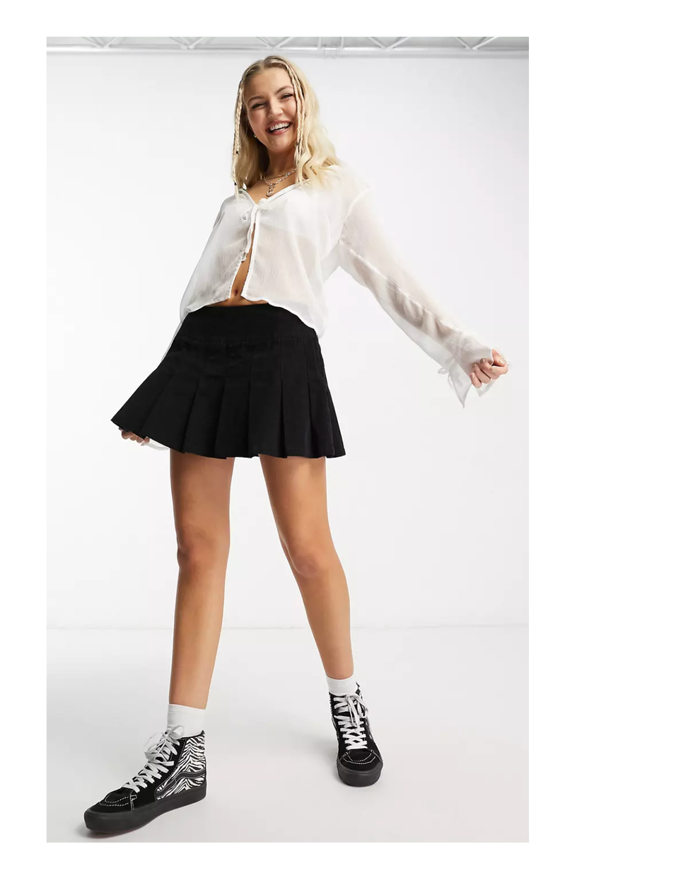 Doja Cat enseña los pezones en Instagram con un mini top transparente ...
