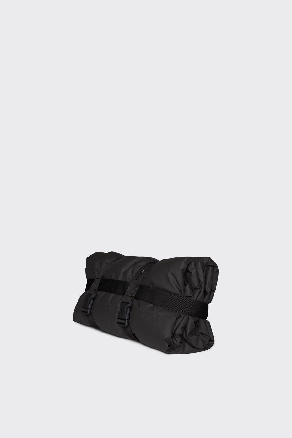 15 Best Sex Blankets To Shop In 2024 — Comfortable Sex Blankets