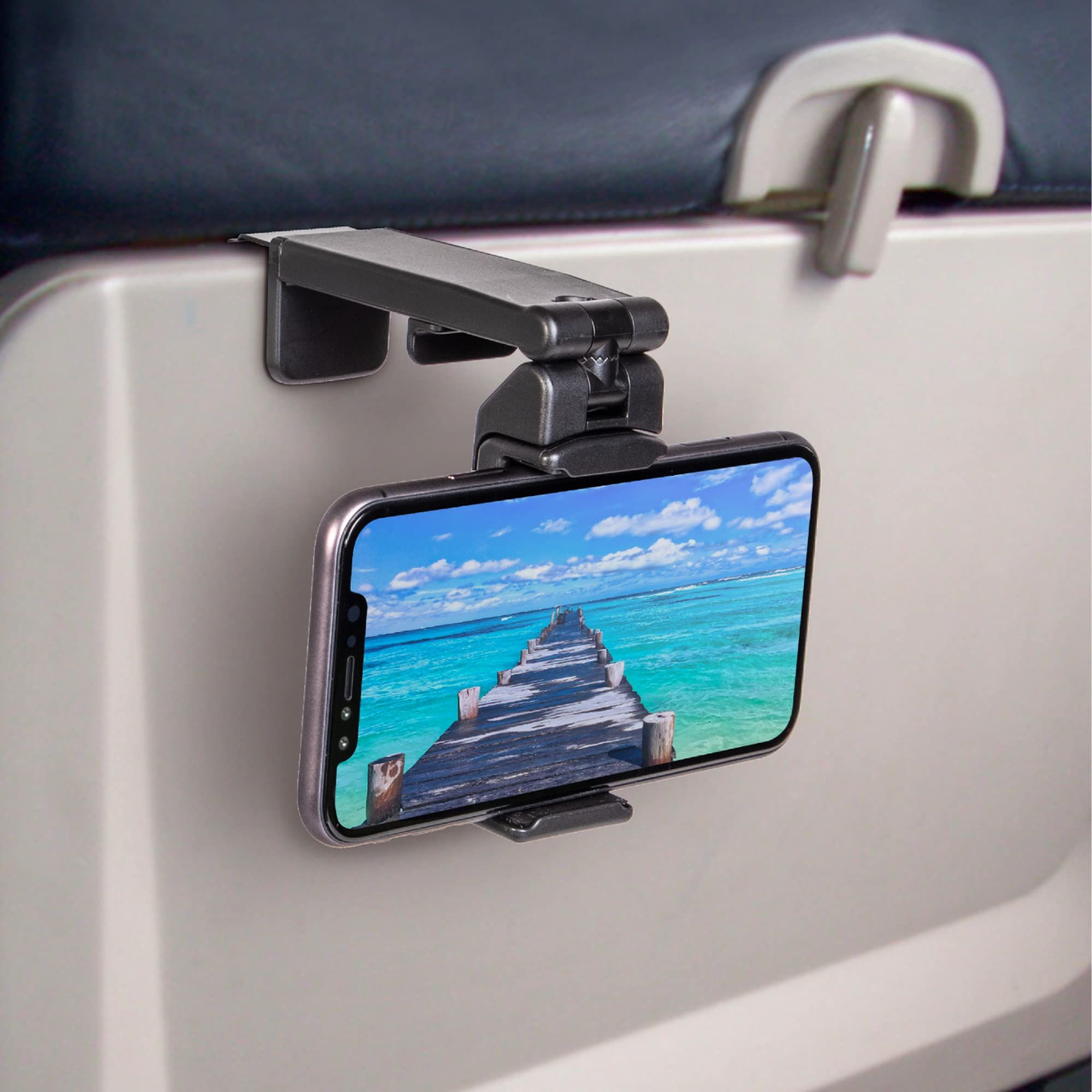30 Best Travel Gifts for Men Under 70 in 2024
