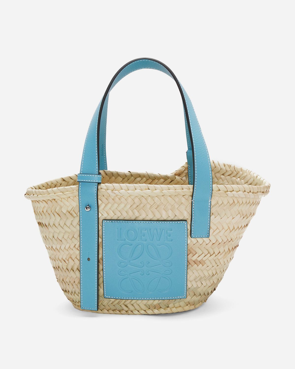 The ELLE Guide to Loewe's Most Iconic Handbags The ELLE Guide to Loewe's Most Iconic Handbags