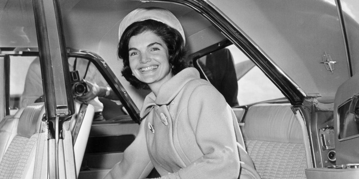 Explore The White House Rose Garden Through Jackie Kennedy Onassiss Eyes