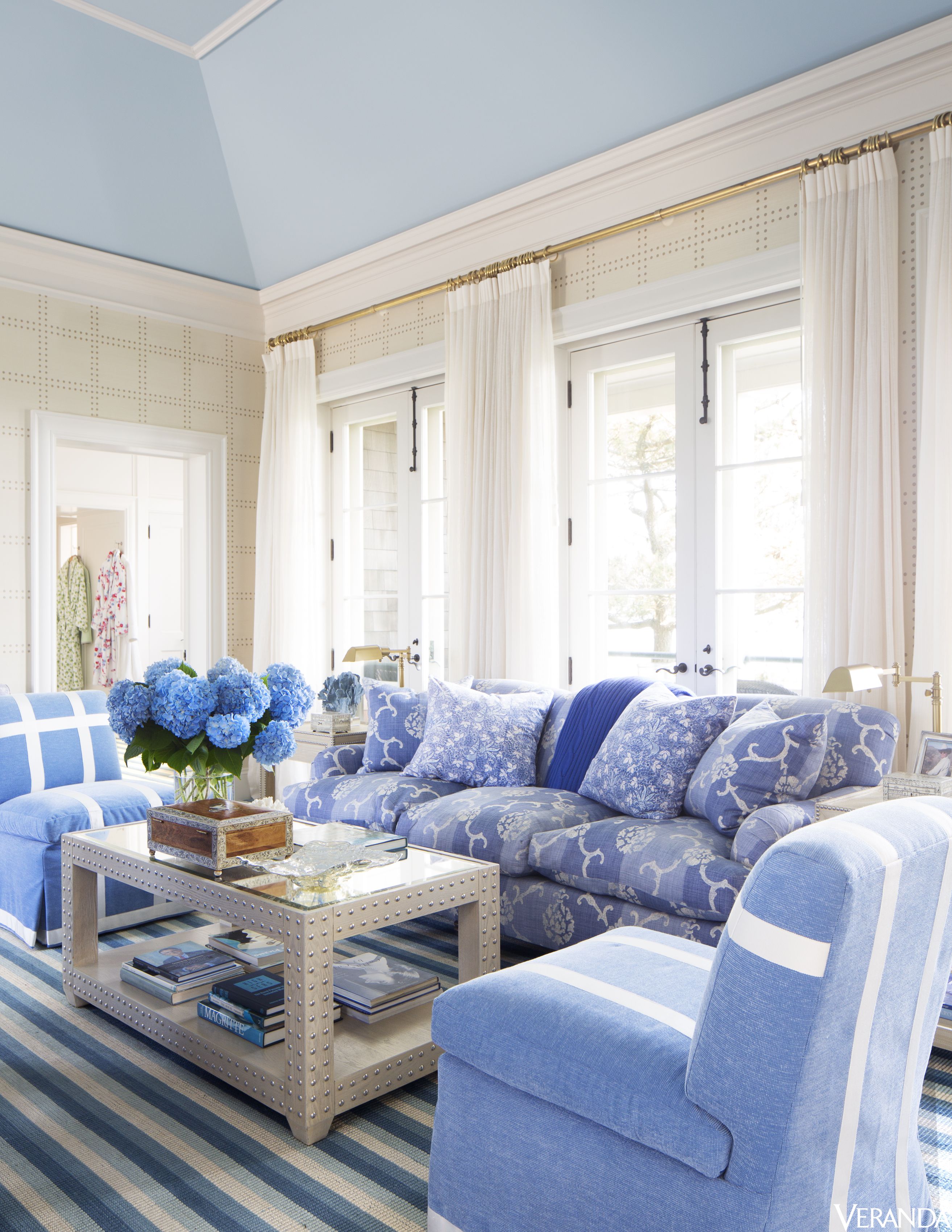 Sofas for summer houses store