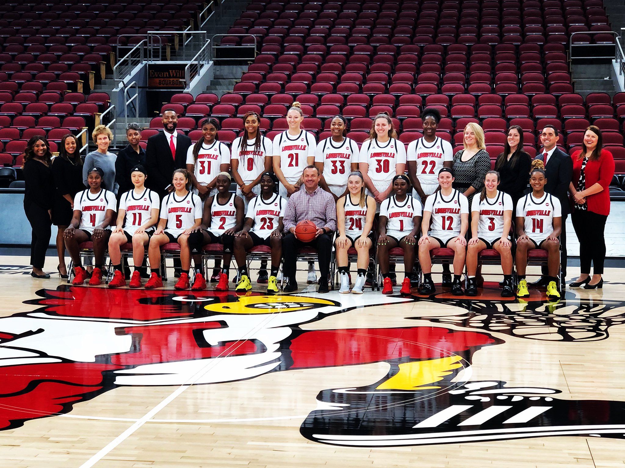 Uofl women's basketball store